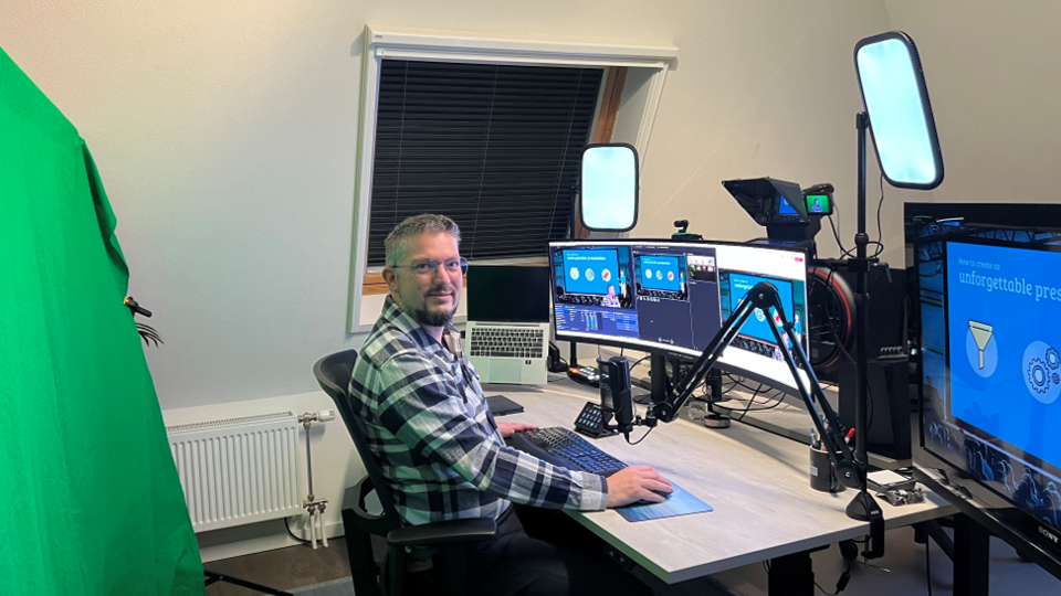 Behind the screens in my studio - de PERFECTE GRAFIEK